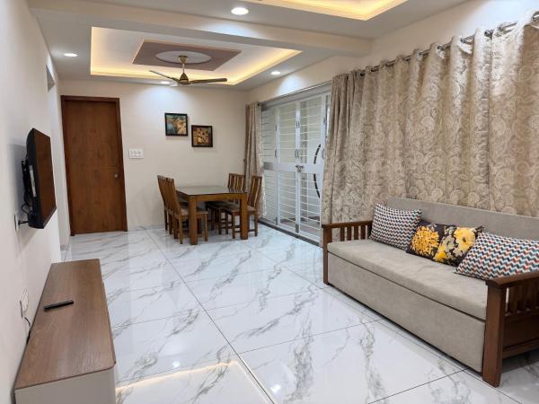 Devttis Homestay 2bhk Tarabai Park Near Rankala Lake - Kolhapur