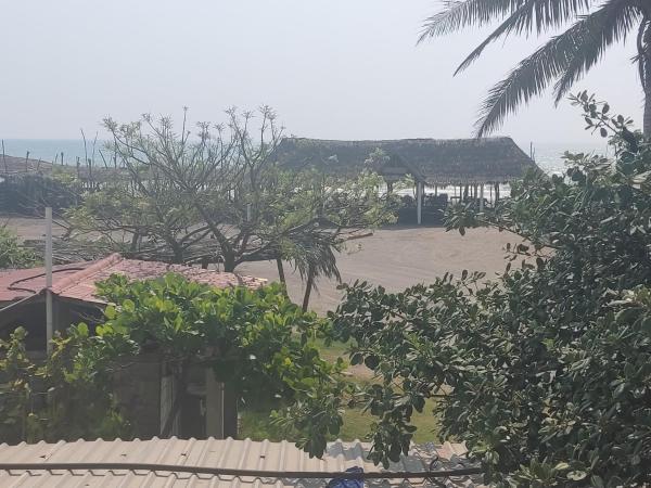 Centro Turístico La Playitaa - Playa Chachalacas