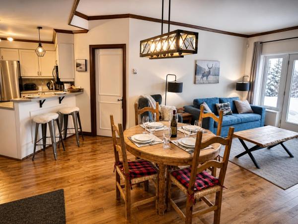 Superb Ski Inout - Ask About Summer Pool Access! - Quebec