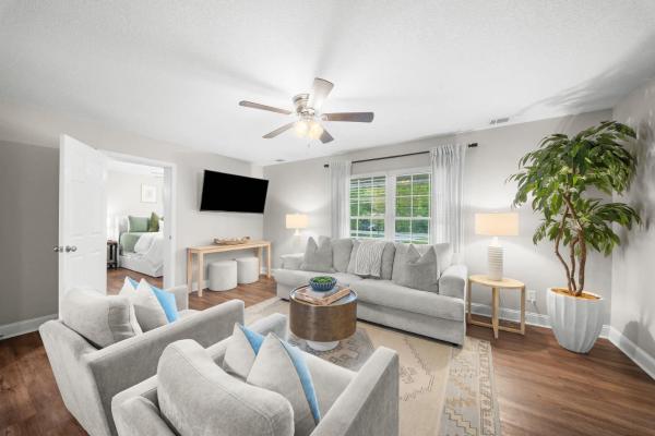 Gsu Getaway 4br3ba Spacious Pet Friendly - Statesboro, GA
