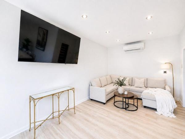 Silver Lake Retreat 3 Beds Views Outdoor Living - Los Angeles, CA