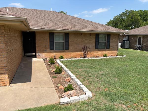 3 Bedroom, 3 Bathroom Home In Weatherford, Ok - United States
