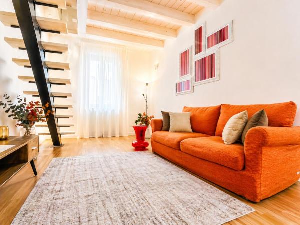 2 Levels Navigli Family Loft - 110mq, 2br, 2bath, 6 Guests - Milão