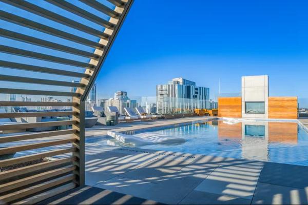 Rooftop Pool Downtown Austin, Rainey St - Hike Bike Path - Austin, TX