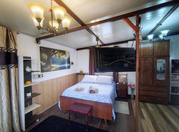 Loft With Office, Balcony, And Grill - Asunción
