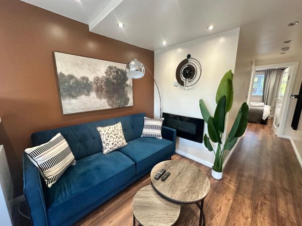 Modern Bromley Stay With Parking, Wi-fi & Garden - Sevenoaks