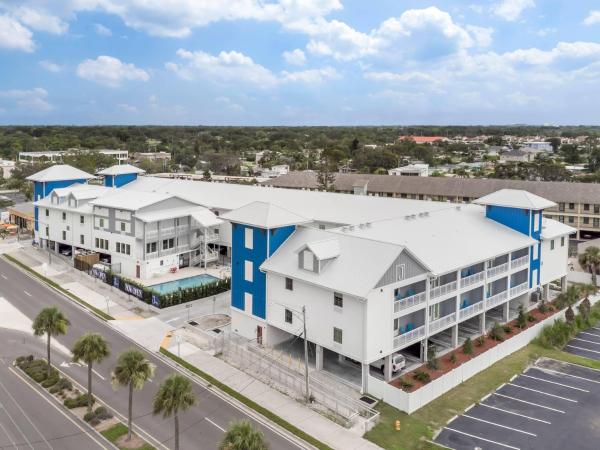 The J Hotel Dunedin Clearwater, An Ascend Collection Hotel - Clearwater Beach, FL