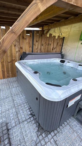 Gite Avec Spa A La Campagne - Montrevel-en-Bresse