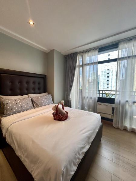 Cozy Spacious Studio With Balcony, Gym, Fast Wifi, Netflix - Manila