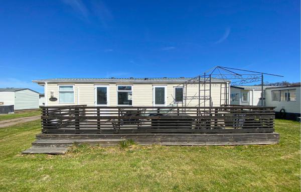 3 Bedroom Nice Home In Färjestaden - Kalmar