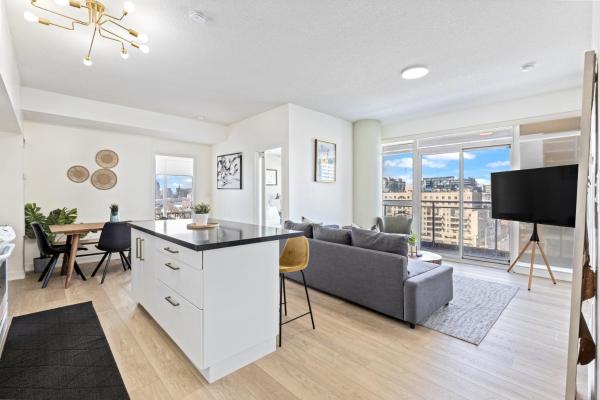 Toronto Harbourview Suites With Free Parking - Mississauga