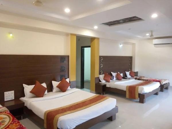 Hotel Shree Pratham Millan - Nathdwara