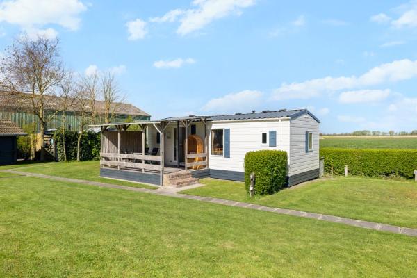 Chalet De Zwaan Op Camping Oudesluis - Den Helder