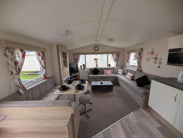 Sushies Seaside Stay Beach & Pool Sleeps 6 To 8 - Wales
