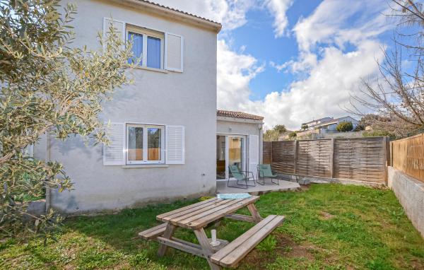 Awesome Home In Aleria - Aléria