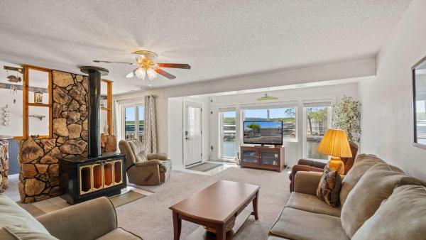 Ozark Get-away Lakefront Condo With Boat Slip - United States
