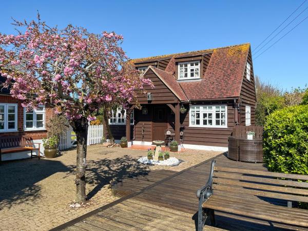 The Cottage At Eastlands - Essex