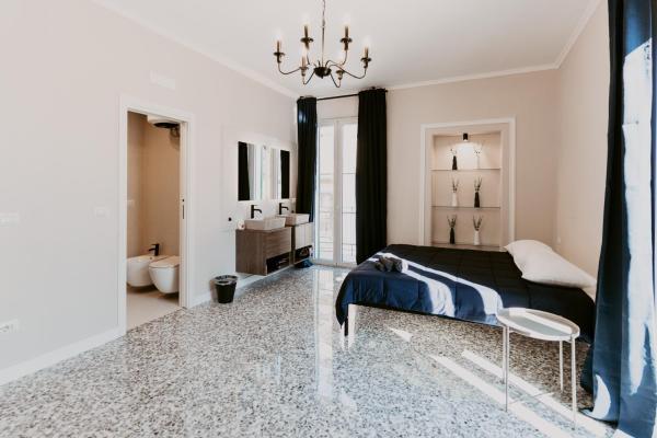 Manzoni Palace 900 - Bari