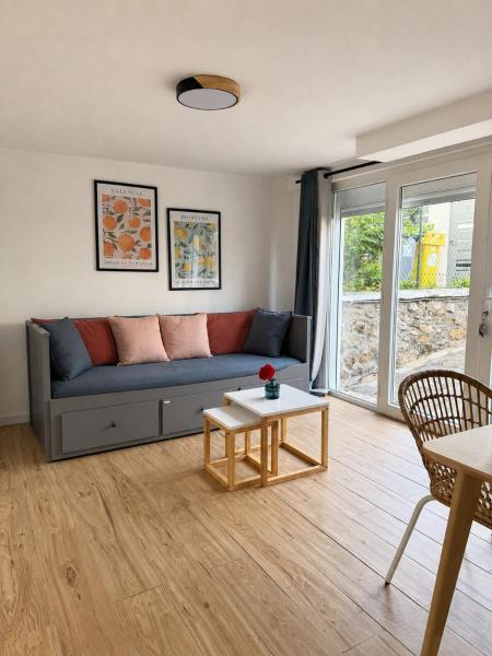 Cozy 1 Bedroom Apartment With Garden - Breakfast Included - Créteil