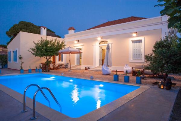 Pyrgo Villa Beachfront, Pool, Chic- Live In Style - Faliraki