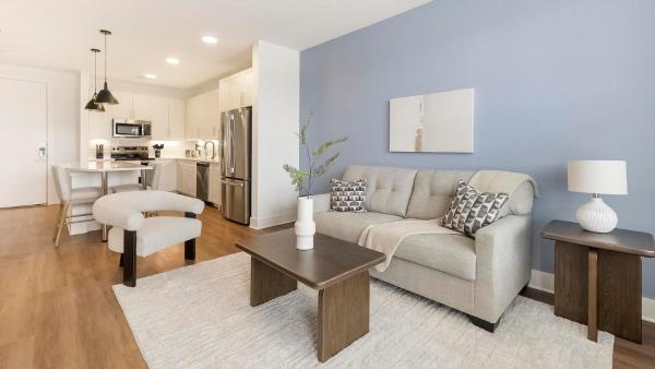 Landing Stunning 1bd In Downtown Roanoke - Flower Mound, TX