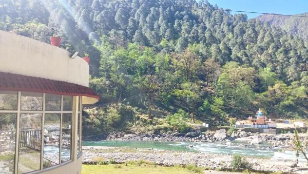 Mother Ganga Retreat - Uttarakhand