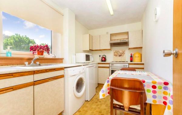 Braid Room Free Parking - East Kilbride