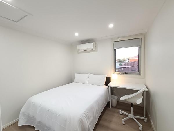 Comfortable Queen Room With Ac & Heating - Merrylands - Nm7 - Fairfield