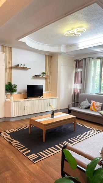 3 Bedroom 2 Cr Unit By La Vida Homestay Baguio - Baguio