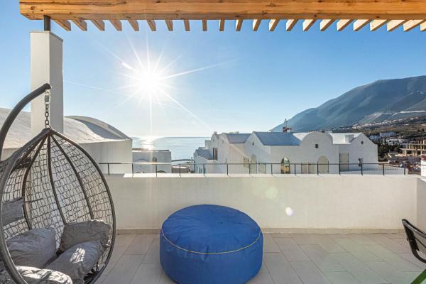 Santorini Luxury Room 1 - Private Terrace With Sea View, Parking And More - Dhërmi
