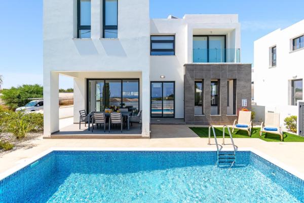Villa Alassia 20 By Ezoria Villas - Famagusta