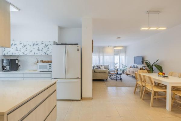 Harduf3 - Stylish 3bd - Sea View - Private Parking - Israel