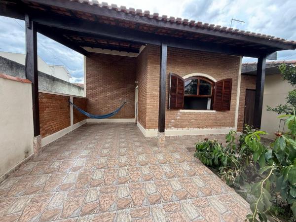 Casa Em Aparecida A 300m Da Basílica 3 Quartos - Aparecida