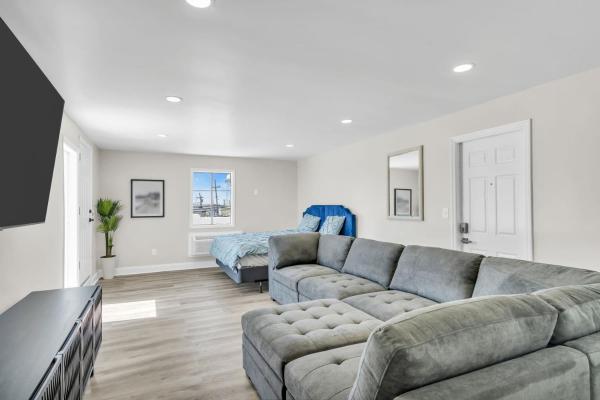 Penthouse Suite Steps To The Beach Jersey Shore Stay - Seaside Heights, NJ