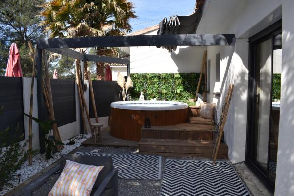 Céven' Ô Calme Gîte T2 Avec Jacuzzi Privé, Piscine Et Jardin - Parc national des Cévennes