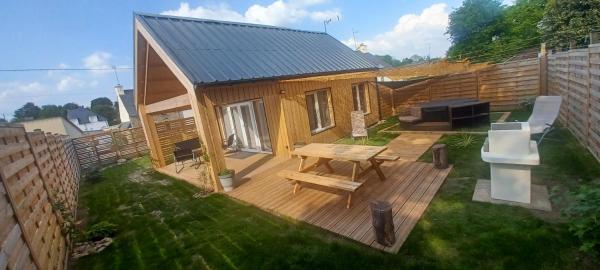 Chalet En Bois 2 Chambres Avec Spa - Herbignac