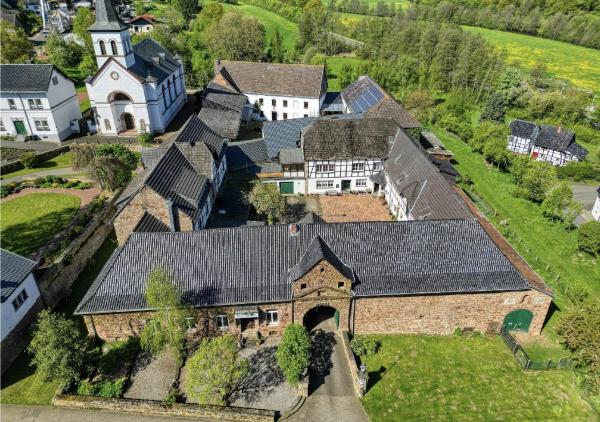 Hostel Burg Hausen - Germany