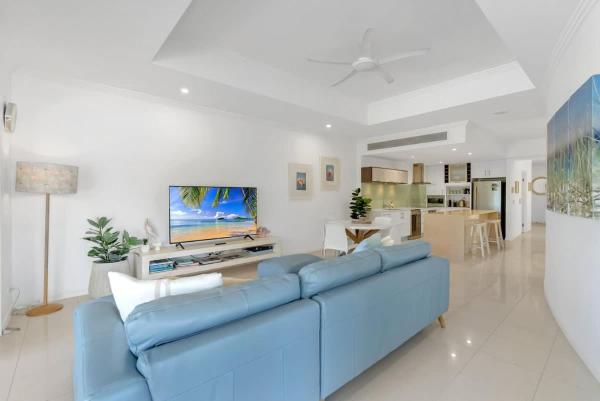 Blanco At Island Views—beautiful Beachfront Living - Palm Cove