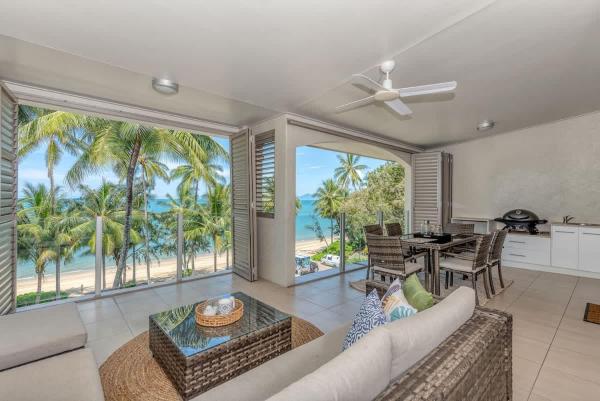 Verde At Island Views—palm Cove Waterfront Bliss - Palm Cove