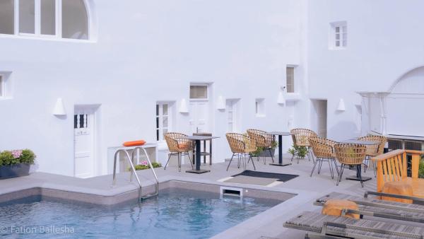 Nomikos Villas - Santorin
