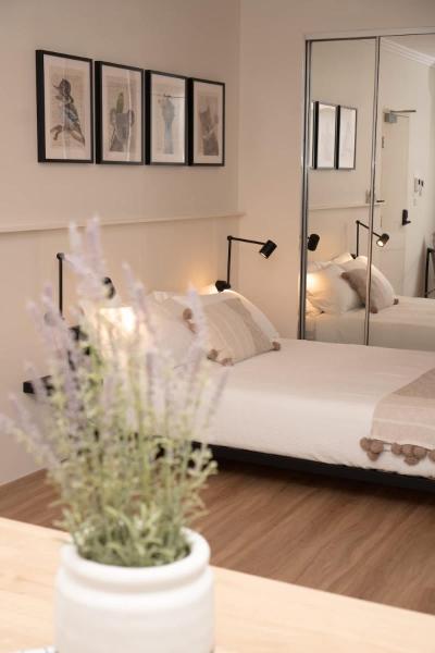 Prime Spot: Modern Studio+balcony Darling Harbour - Rosebery