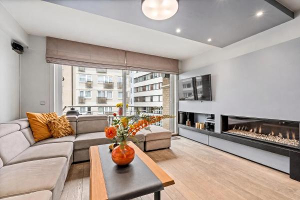 Zand En Zout Oostende - Vakantieappartement 2 Slpk Met Terras En Zijdelings Zeezicht - Bredene