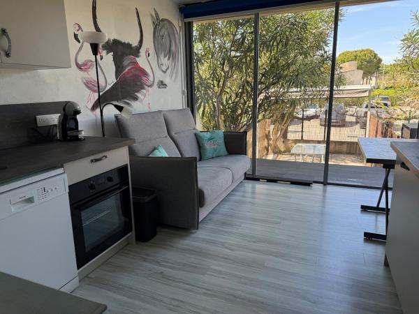 Magnifique Studio Double Cabine Aux Jardins Du Port - Aigues-Mortes