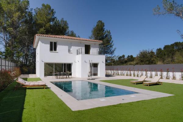 Modern Villa With Pool For 10 People - Bouc-Bel-Air