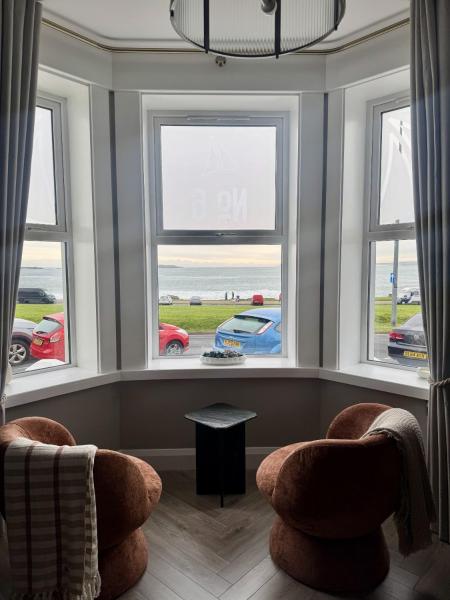 No 6 Lansdowne - Portrush