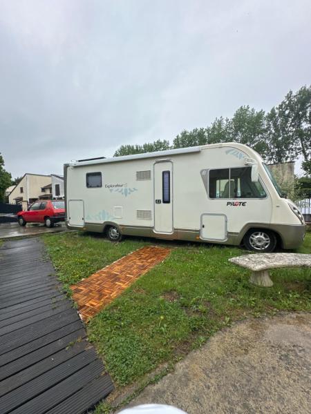 Camping Car Paris - Yerres