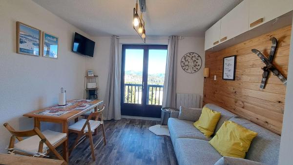 Studio Cabine Avec Magnifique Vue Montagne – Proche Des Pistes - Bolquère