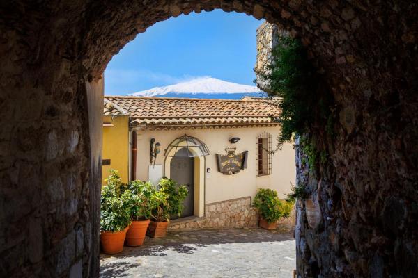 Borgo Medievale - Letojanni