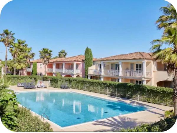 Appartement Spacieux Au Rez-de-chaussée Piscine Chauffée - Grimaud