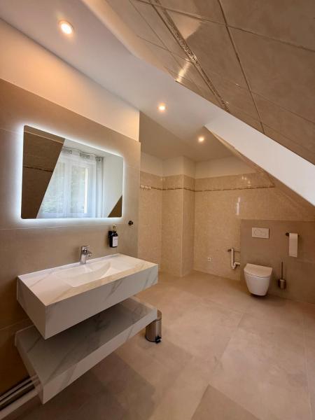 Spacious Duplex For 6 People, Parc Astérix, Cdg - Chantilly